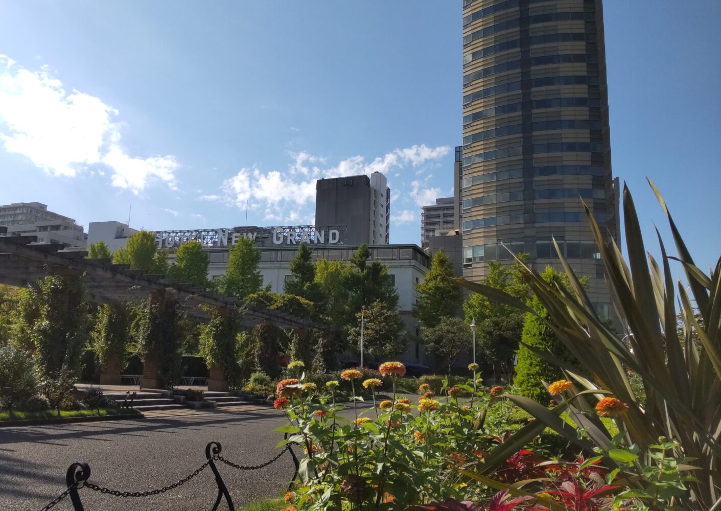 岸田内閣の支持率 27.1%で過去最低～それでもめげない岸田首相の姿勢に学ぼう | ゆきのべる